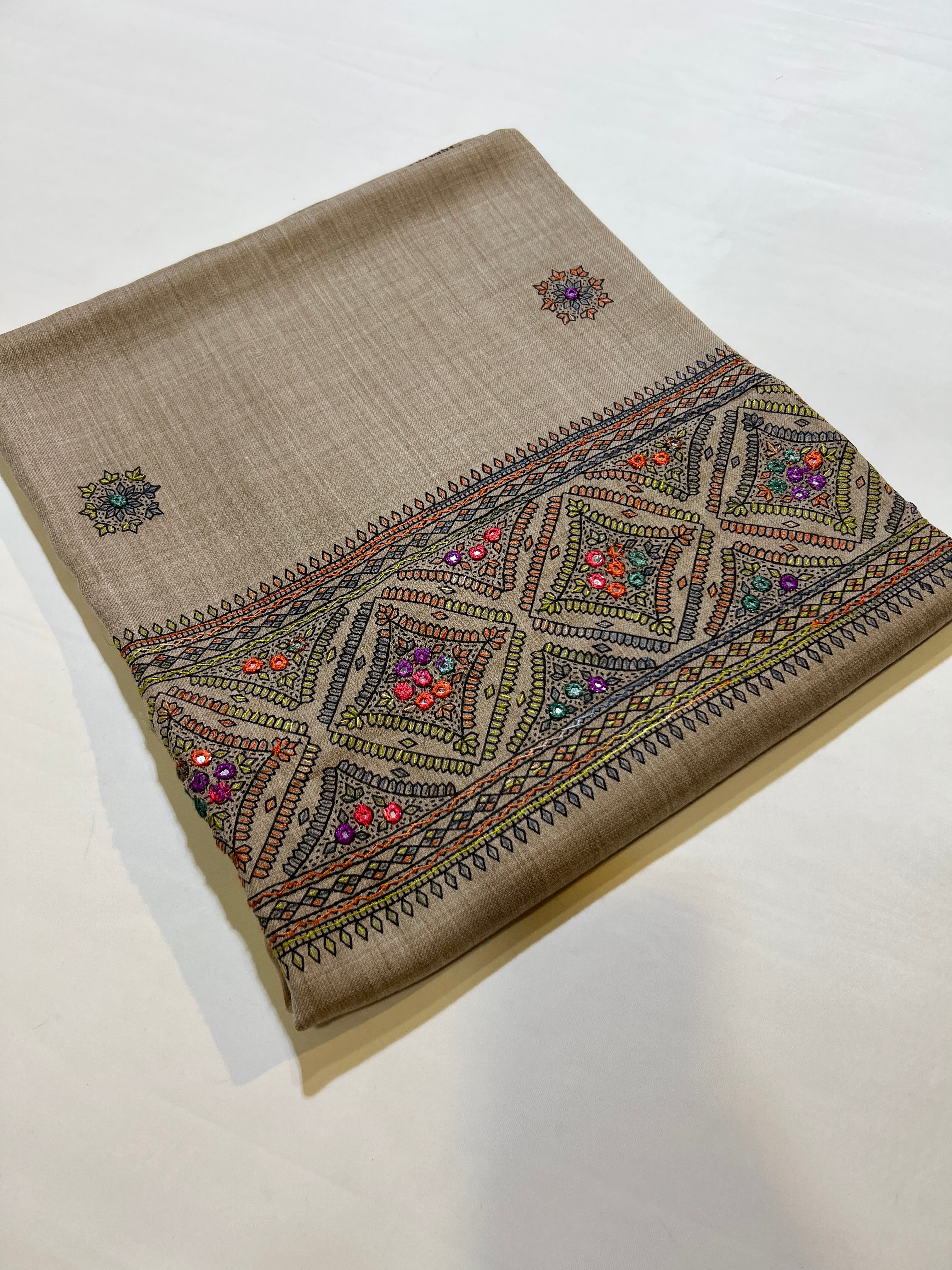 KASHMIRI KACHA TANKA PASHMINA SHISHA WORK SHAWL – ADAN COLLECTION